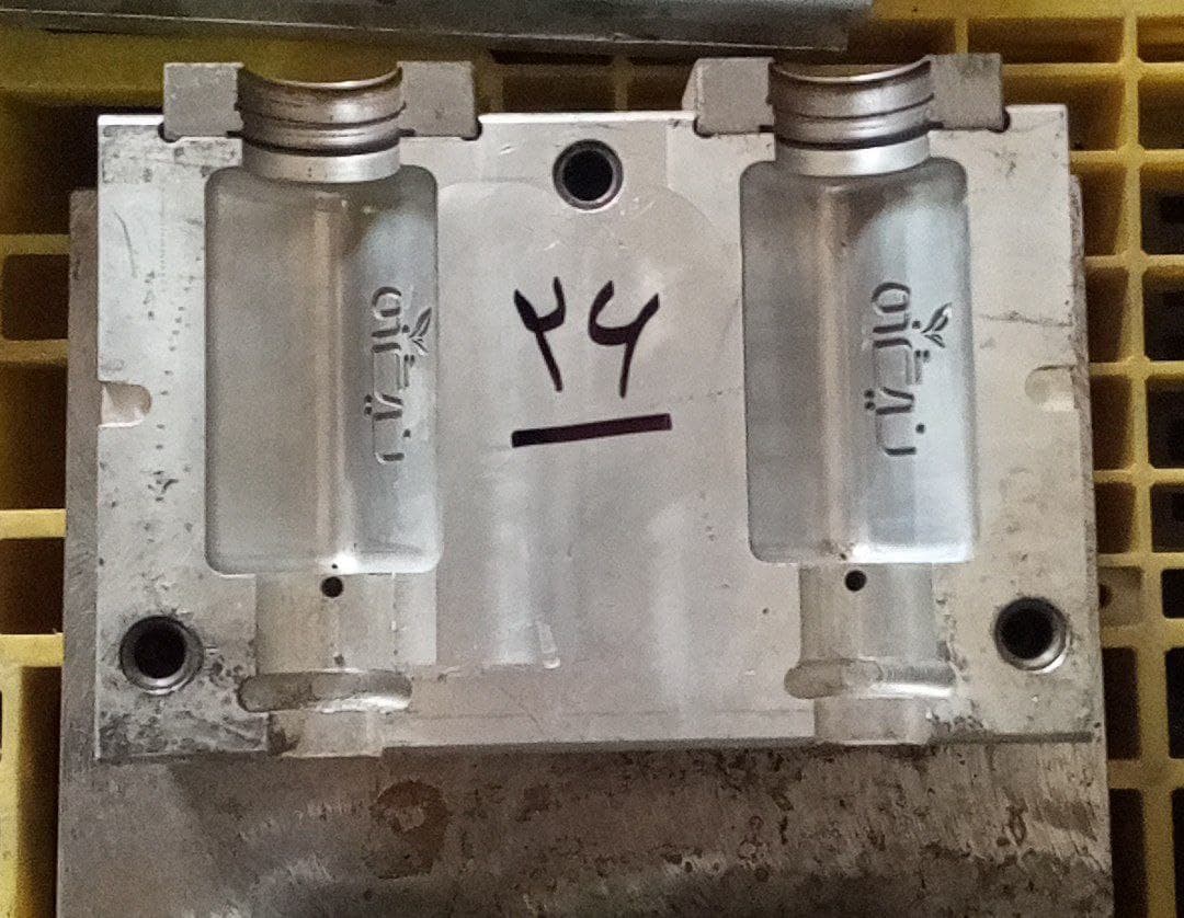 قالب تولید بطری ادویه نگین - maral-tejrat